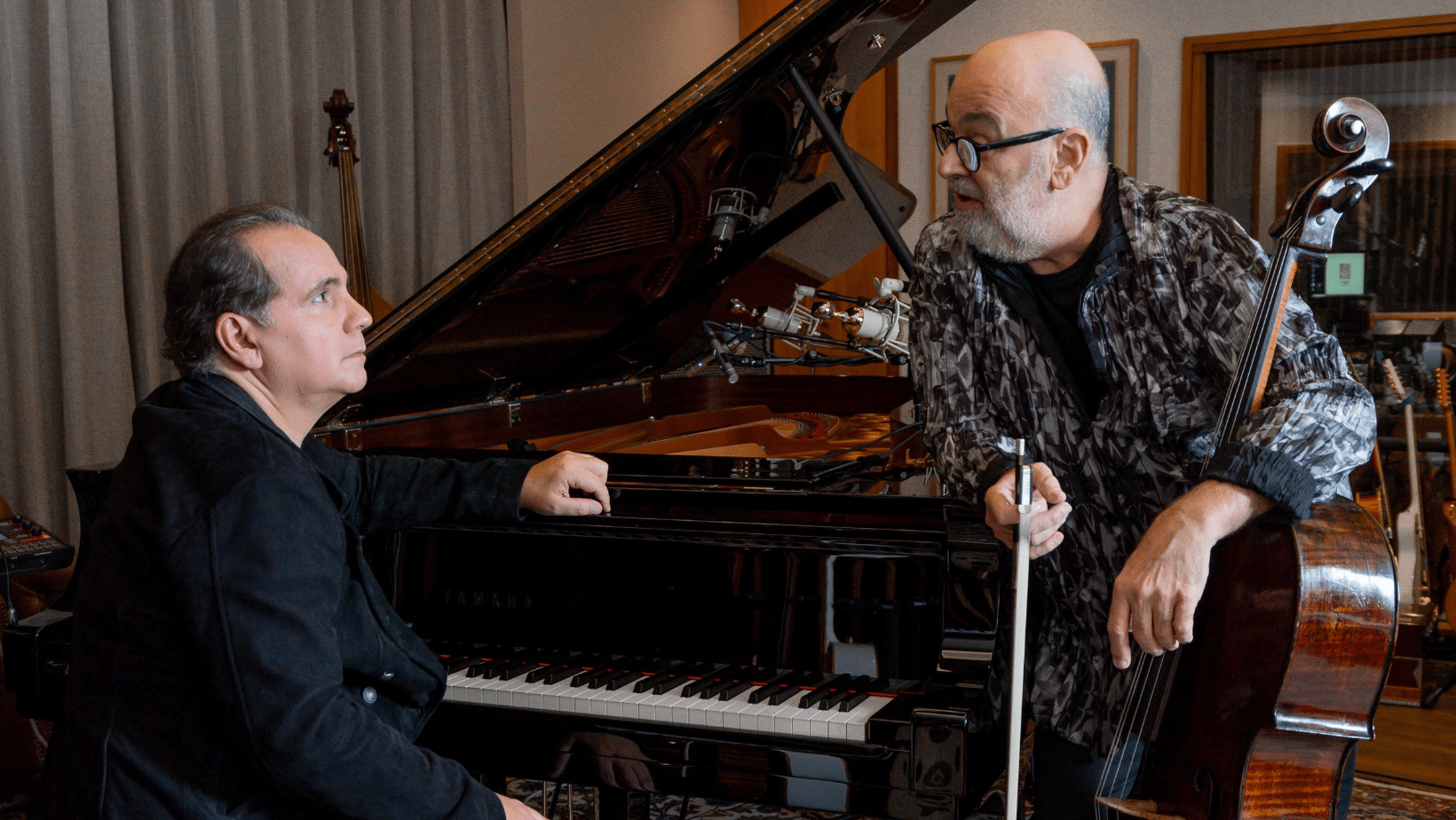 Ricardo Bacelar e Jaques Morelenbaum juntos em single inédito