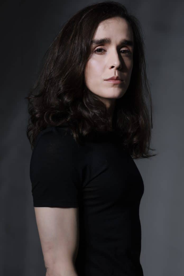 Darwin Del Fabro - Revisitando Elis Regina - Revista Prosa Verso e Arte