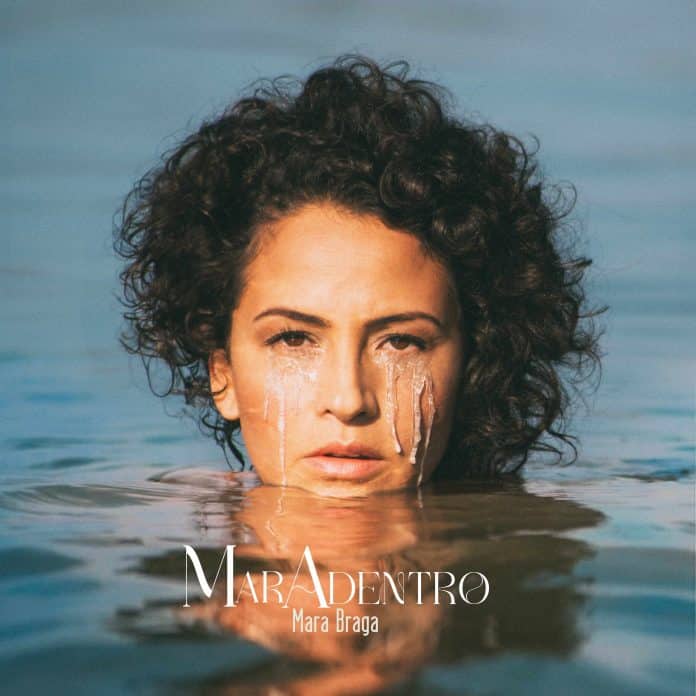 Mara Braga lança álbum 'MarAdentro' - Revista Prosa Verso e Arte