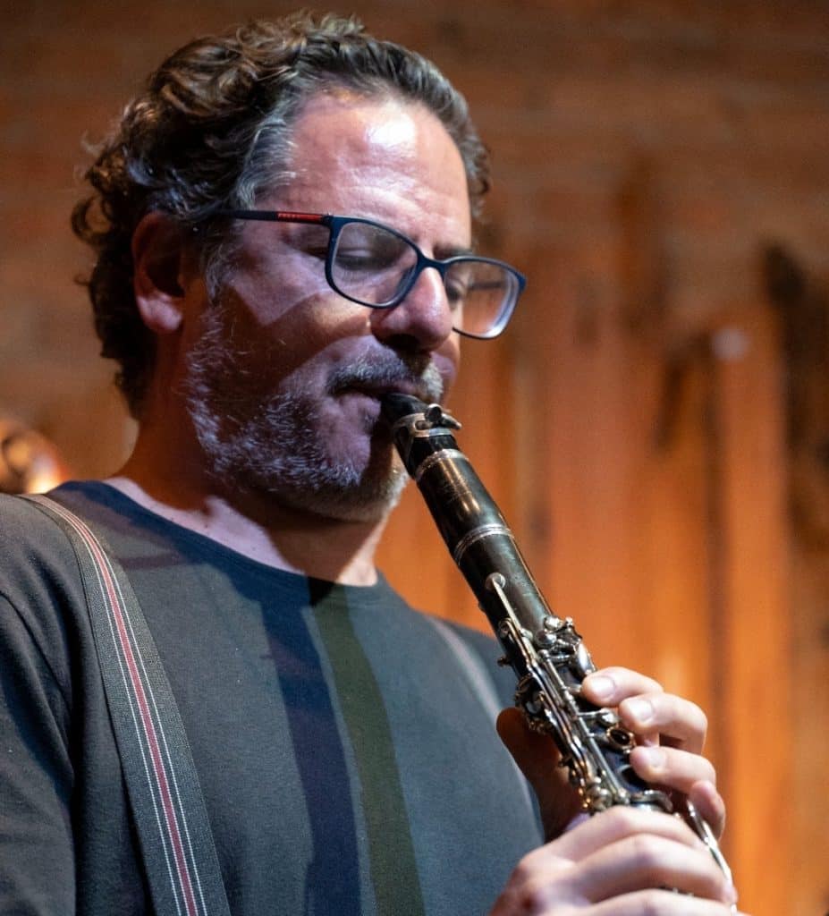 Dado Magnelli lança álbum 'Violeta' - Revista Prosa Verso e Arte