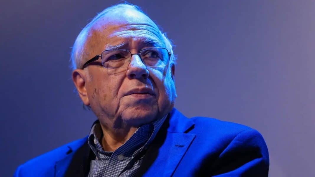 Luis Fernando Verissimo: o cronista e a sociedade em movimento, por ...